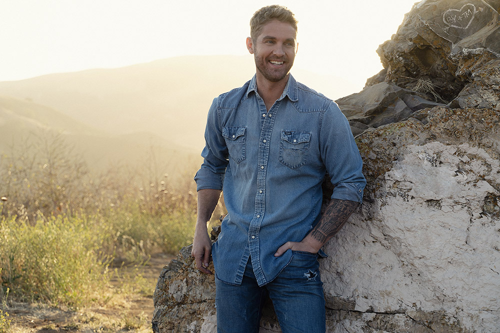 Country artist Brett Young to perform in ETSU's SGA Fall Major Virtual ...